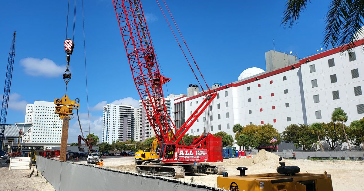 Photos: Construction Continues At 53-Story Miami World Tower – The Next ...